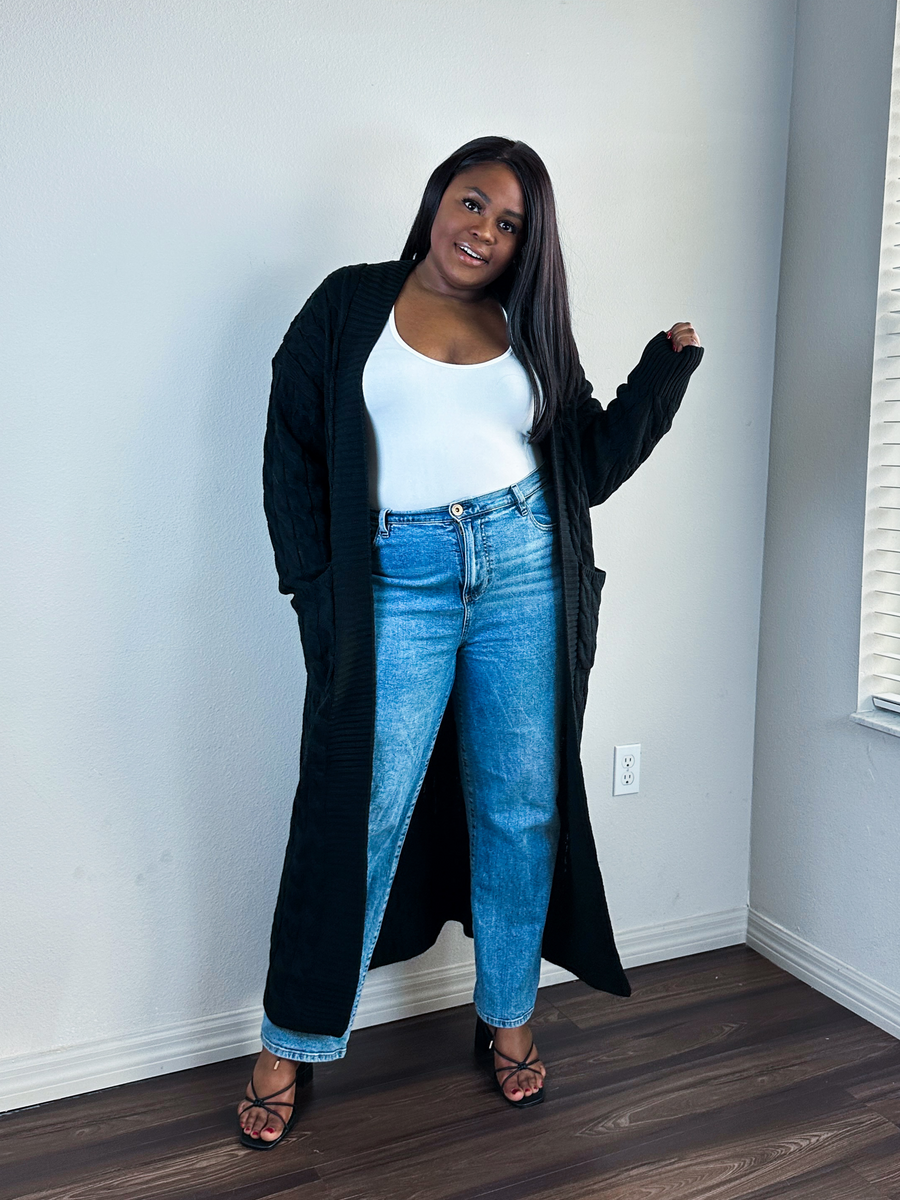 Eb and Flo | Chic Style & Unstoppable Confidence